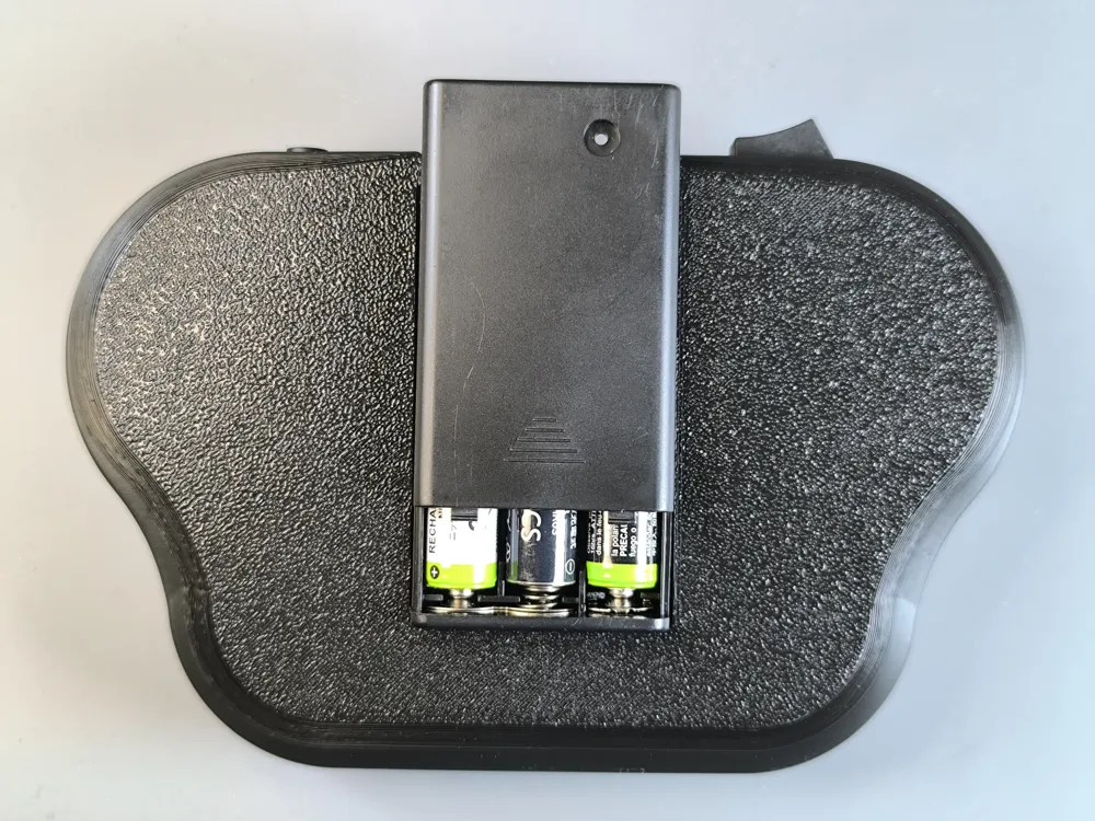 Simple Remote for Cyberbrick - Free 3D Print Model - MakerWorld