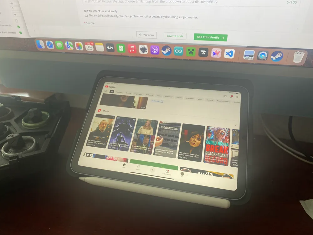 iPad mini 6th Gen+ dock and iMac Clip by Polka DaithiMakerWorld ...