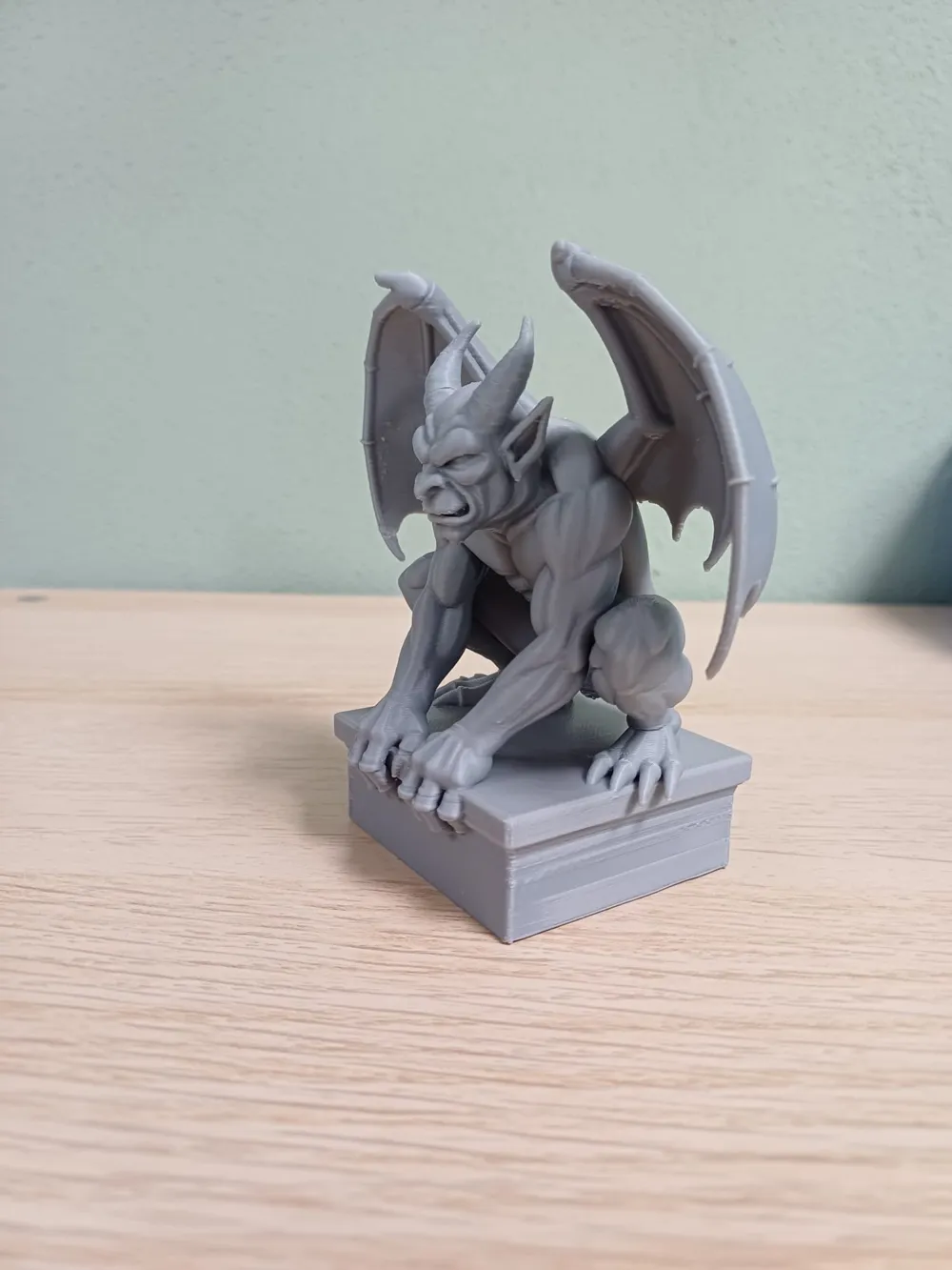 Gothic Gargoyle Sentinel – Winged Protector by Koffiekoek MakerWorld ...