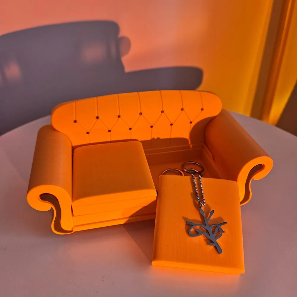 Friends Couch Jewelry Box - Free 3D Print Model - MakerWorld