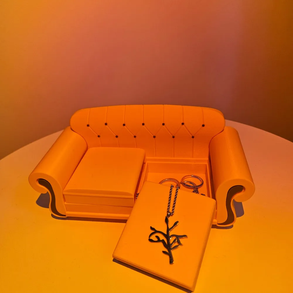 Friends Couch Jewelry Box - Free 3D Print Model - MakerWorld