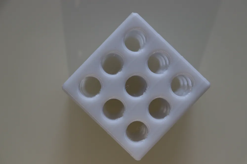 Outer Square Inner Circle by 癫癫 - MakerWorld