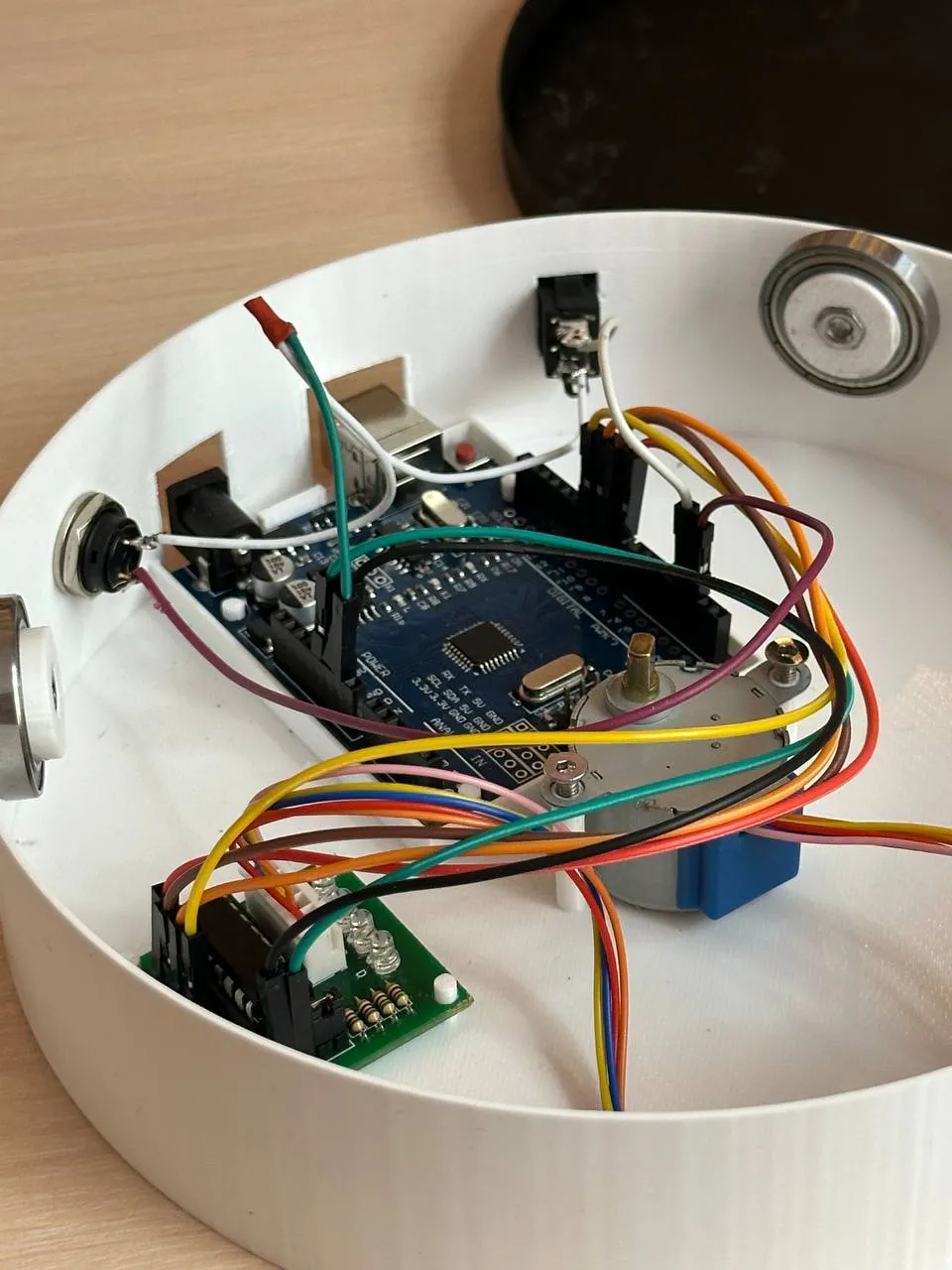 Rotating Display Table with Arduino Control by AlexandrSorokin ...