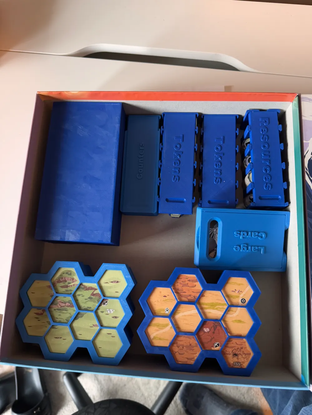 Discover Lands Unknown Board Game Holder Remixed by crymsan - MakerWorld