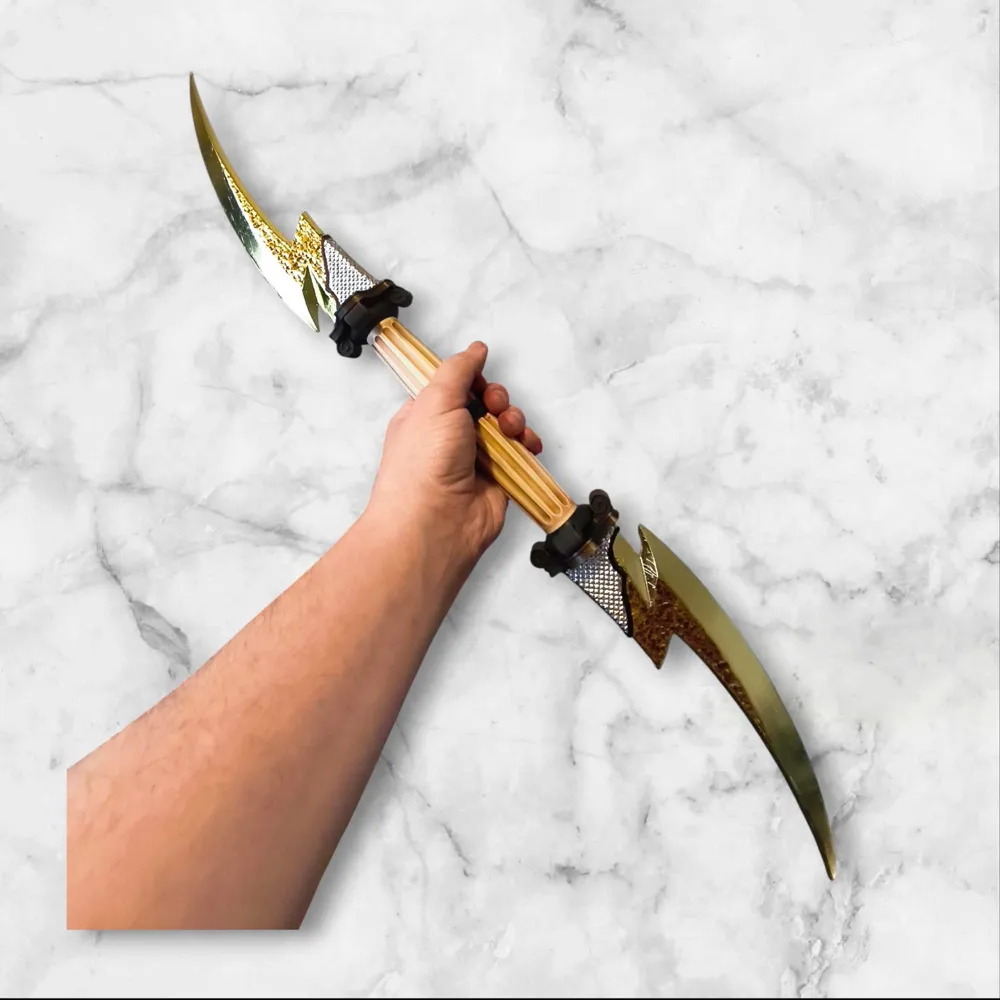 Theiophos –The Thunderblade of Zeus Concept Weapon by garrellmcroy ...