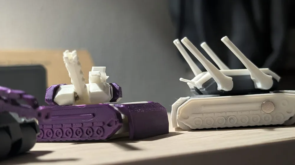 modular mini tank kit by Dexter MakerWorld: Download Free 3D Models