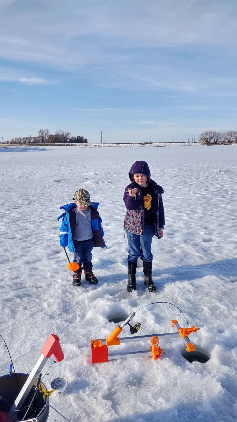Bite Me - Ice fishing Auto Hook Setter - Free 3D Print Model - MakerWorld