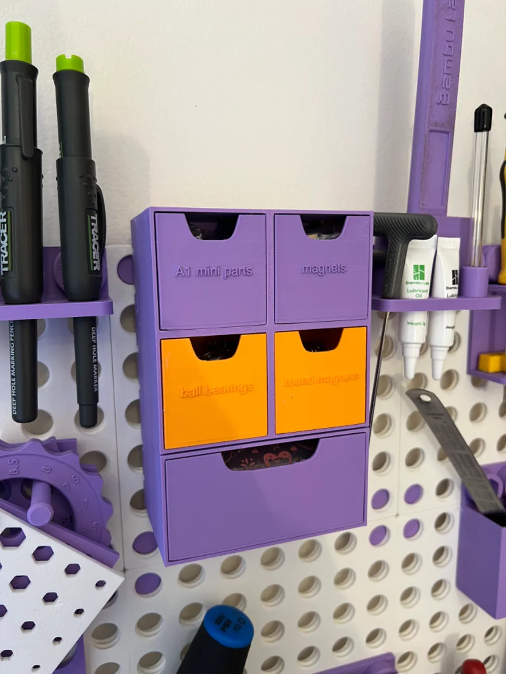 Customisable Storage Rack Bins for Threadboards by lorenzomakesthings ...