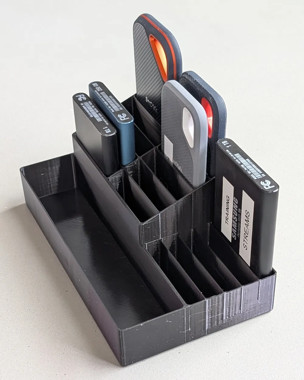 SSD Drive desktop organizer by splasheng MakerWorld: Download Free 3D ...