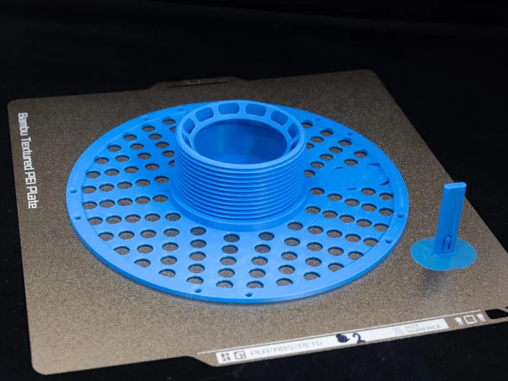 Threaded Reusable Spool Fits Cores 47-68mm V1.1! by SuperDuperTango ...