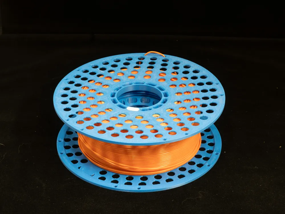 Threaded Reusable Spool Fits Cores 47-68mm V1.1! by SuperDuperTango ...