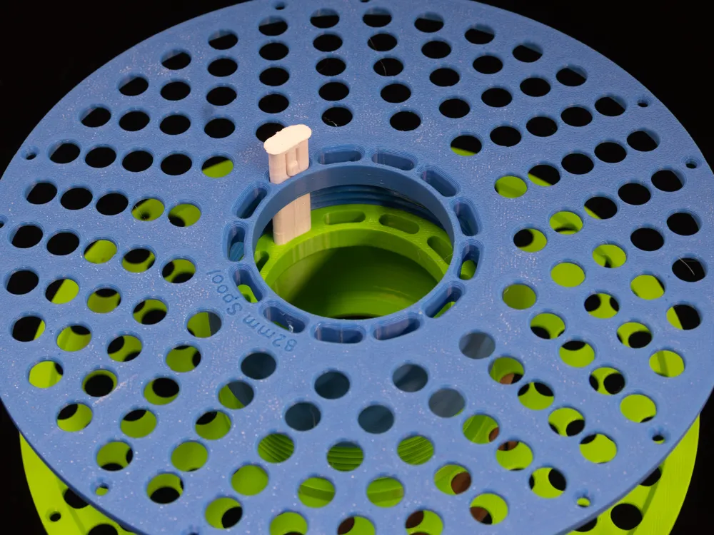 Threaded Reusable Spool Fits Cores 47-68mm V1.1! by SuperDuperTango ...
