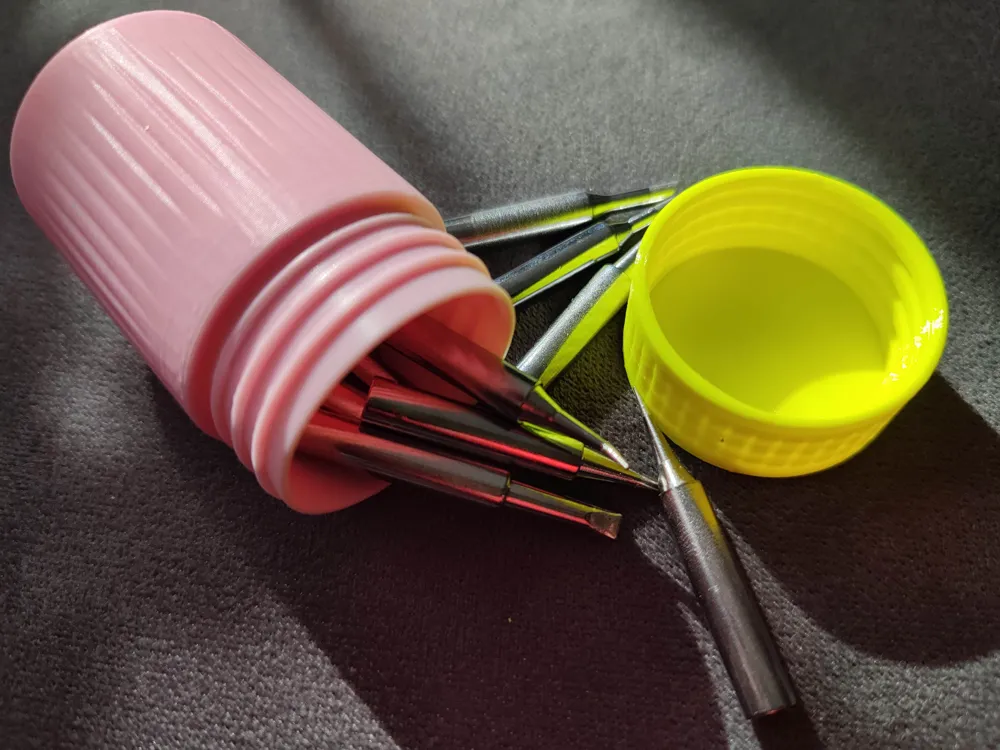 Threaded locking box by Tom3DTisk - MakerWorld