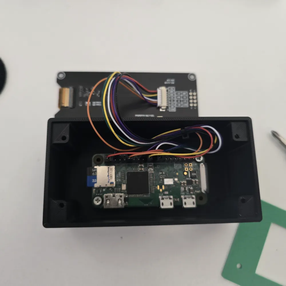 Pwnagotchi case with 2.9" ePaper Display by BagetX - MakerWorld