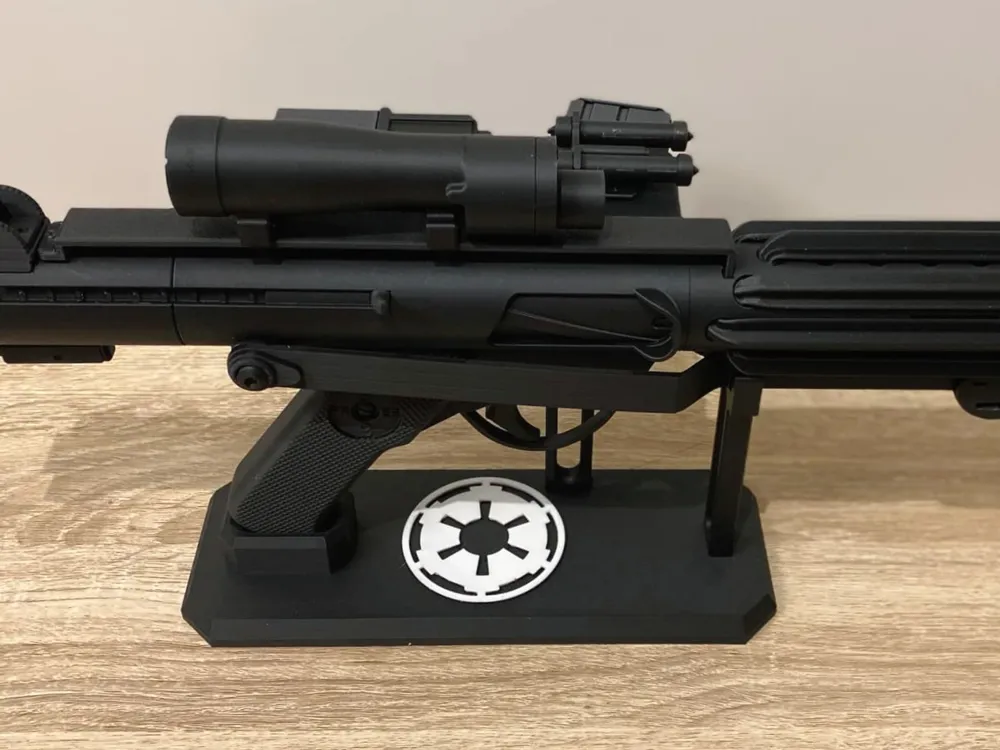 E-11 Stormtrooper Blaster Stand with Empire Crest - Free 3D Print Model ...