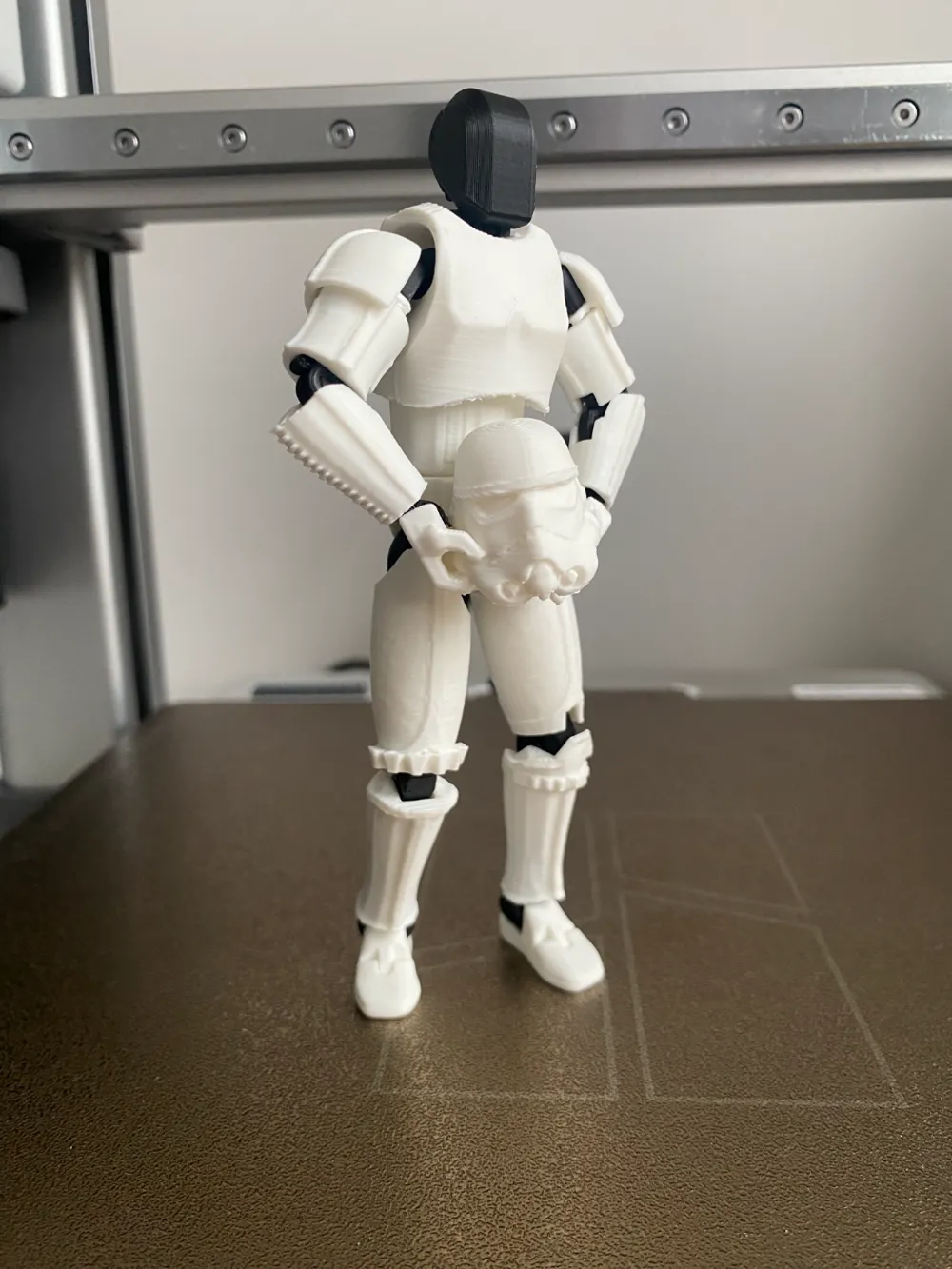 StormTrooper helmet in Dummy13 Hand (StarWars) - Free 3D Print Model ...