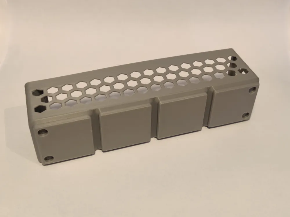 Gridfinity Bin 1x4 Hex Wall Pattern With Label Remixed by Levi Moore ...