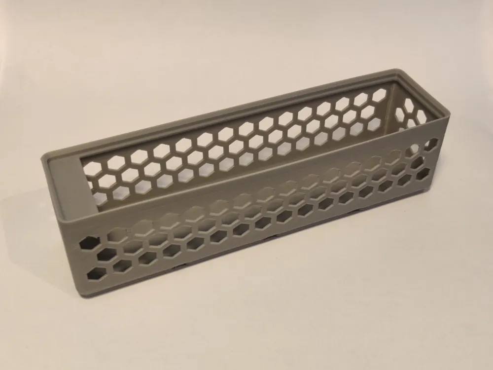 Gridfinity Bin 1x4 Hex Wall Pattern With Label Remixed by Levi Moore ...