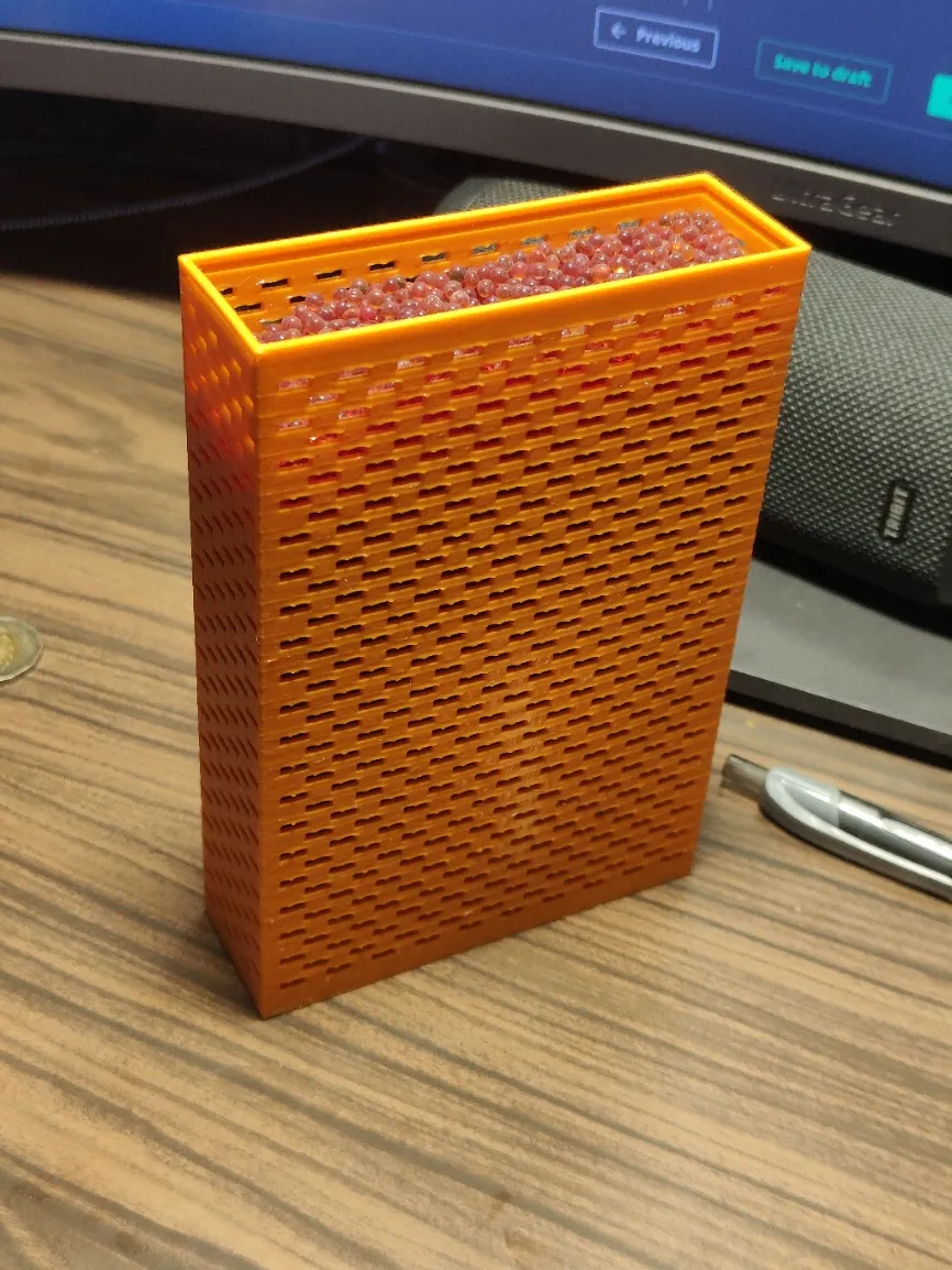 Hoher Trockenmittelbehälter mit Schiebedeckel – Kostenloses 3D ...