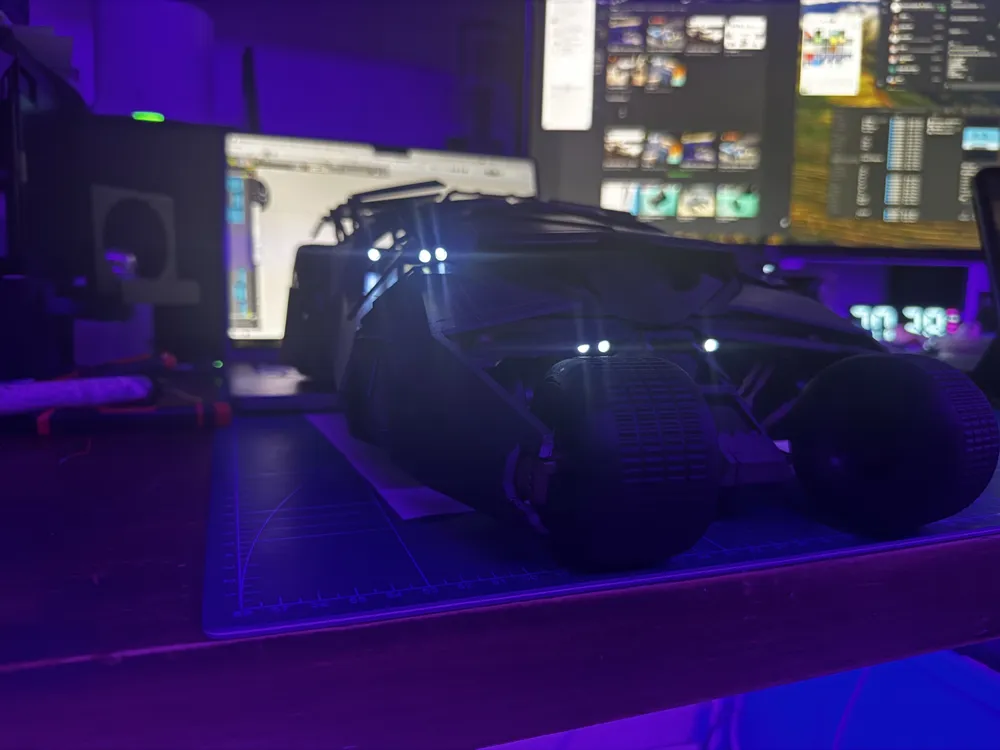 텀블러 배트모빌 - Wcad 에디션 by Wcad00 MakerWorld: 무료 3D 모델 다운로드