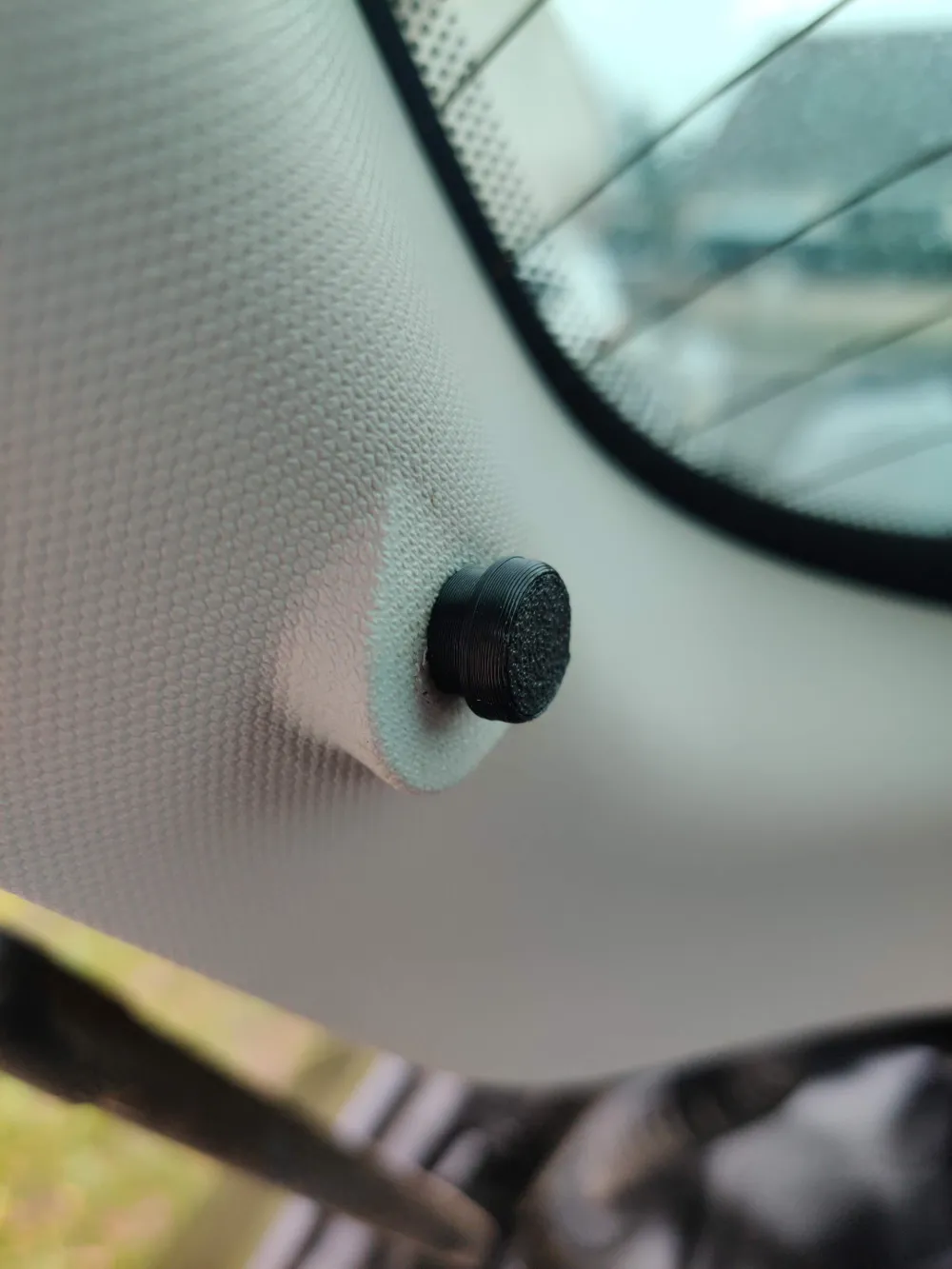 Renault Parcel Shelf Clip by Bee3D - MakerWorld