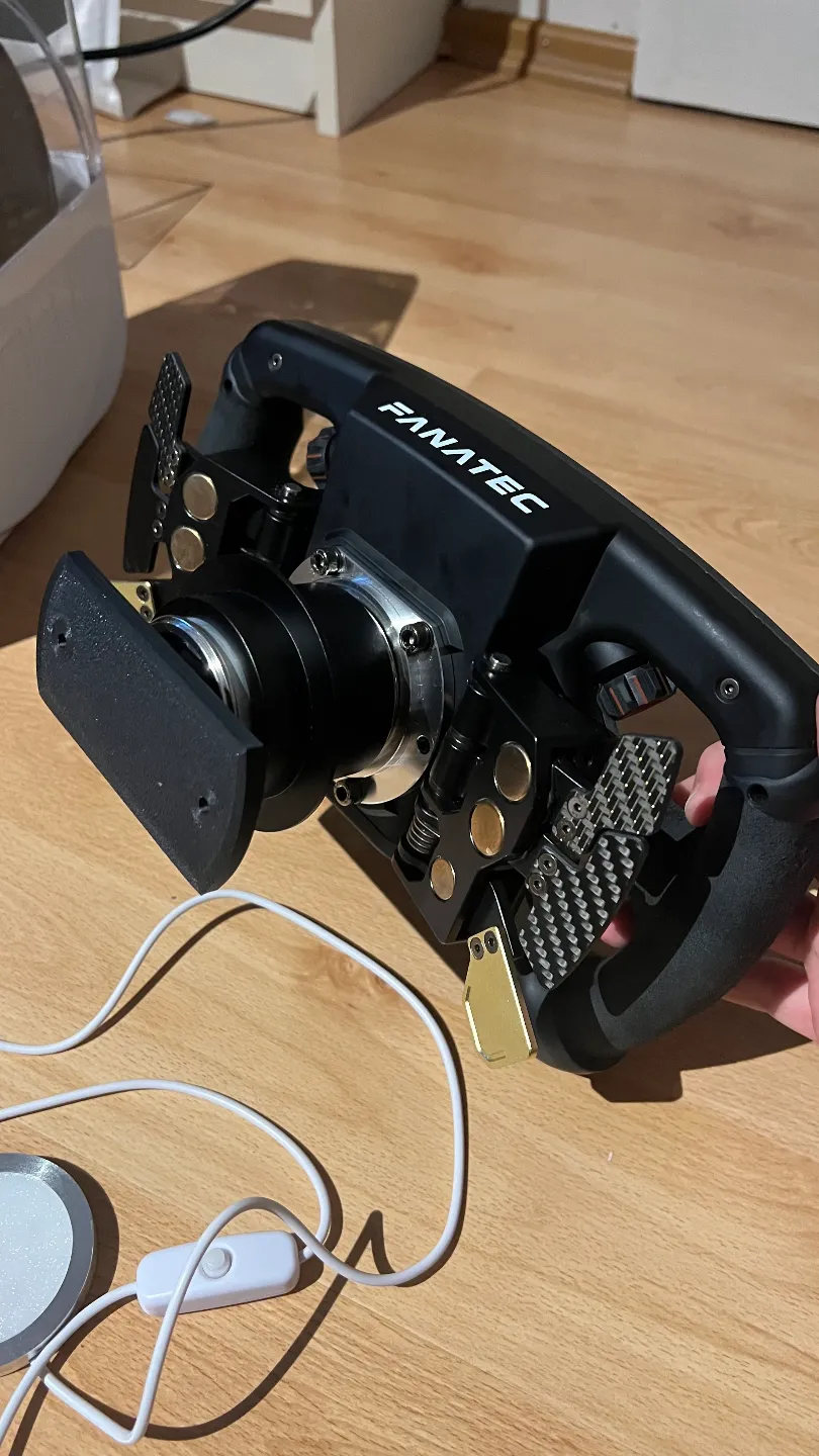 Wall Mount for FANATEC QR1/QR1Lite Remixed by user_351763364 - MakerWorld