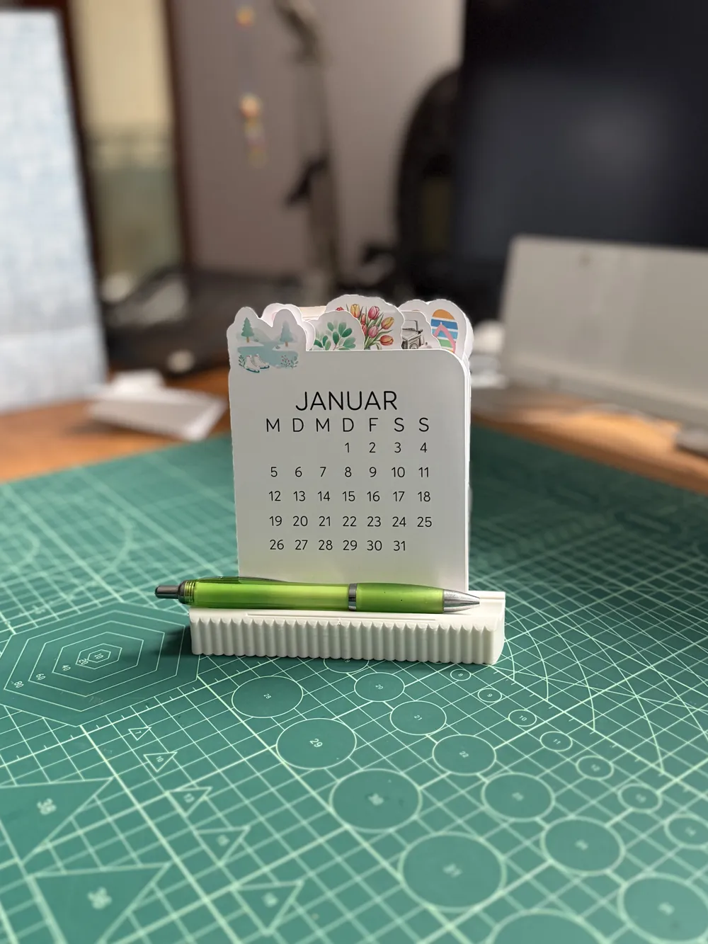 Cricut Desk Calendar Stand - Free 3D Print Model - MakerWorld