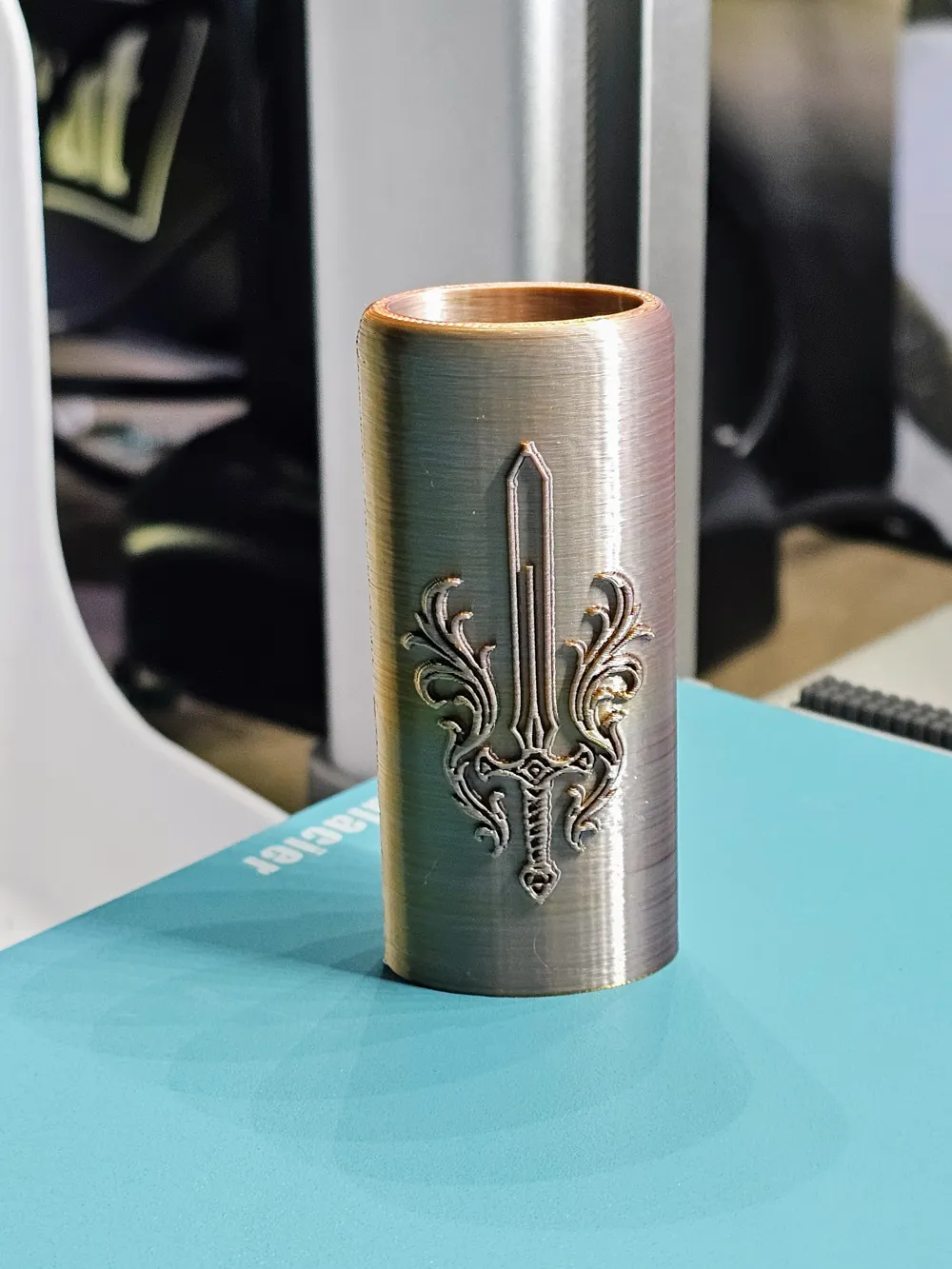 Estojo para Isqueiro Bic com Espada D&D e Filigrana - Modelo gratuito ...