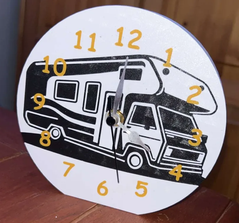 Camper Clock - Bambulab kit KIT-011 by Bart_Be - MakerWorld