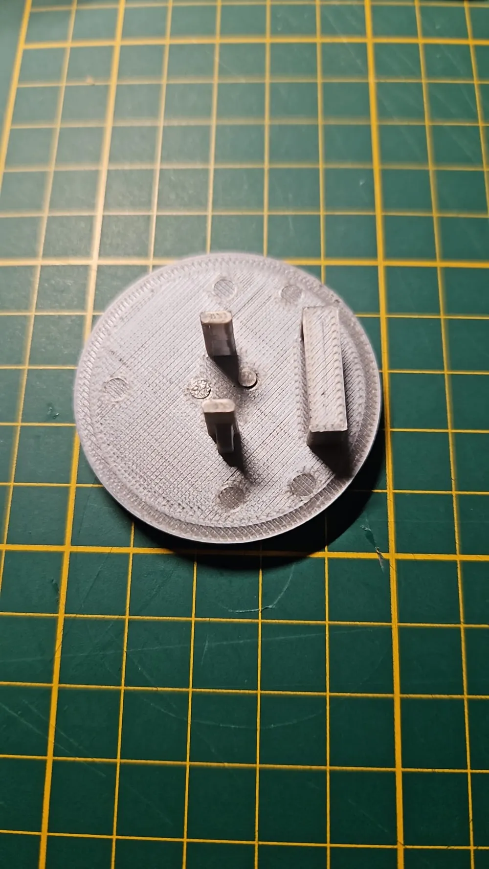 He-Man’s shield replica - MOTU - Free 3D Print Model - MakerWorld