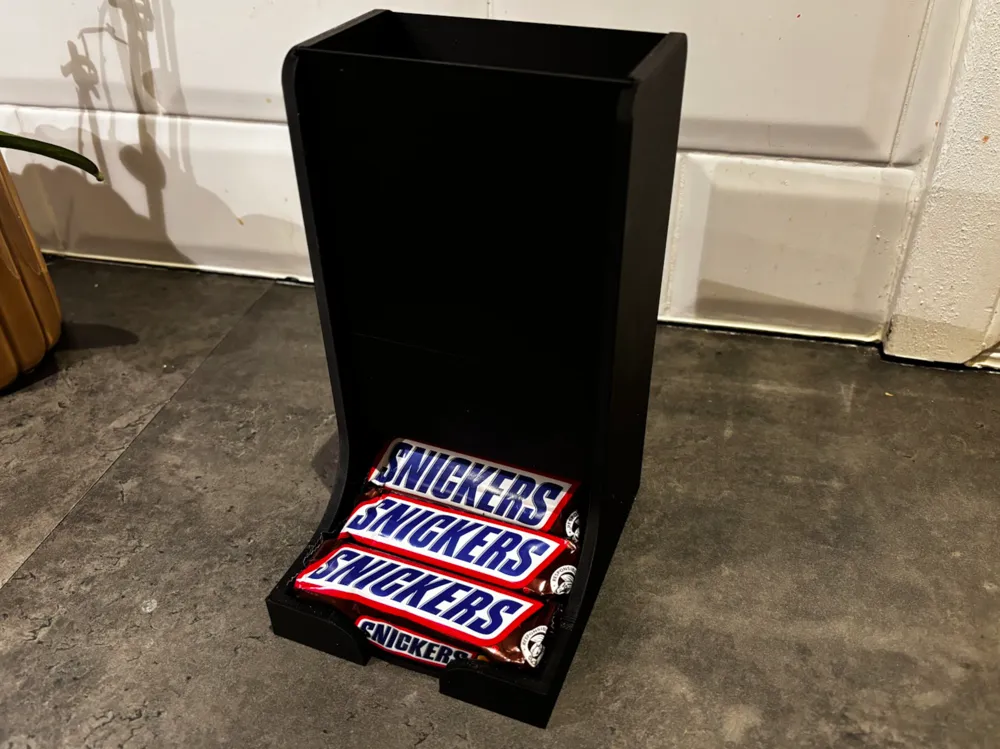 Candy bar dispenser – logotypes & QR-codes - Free 3D Print Model ...