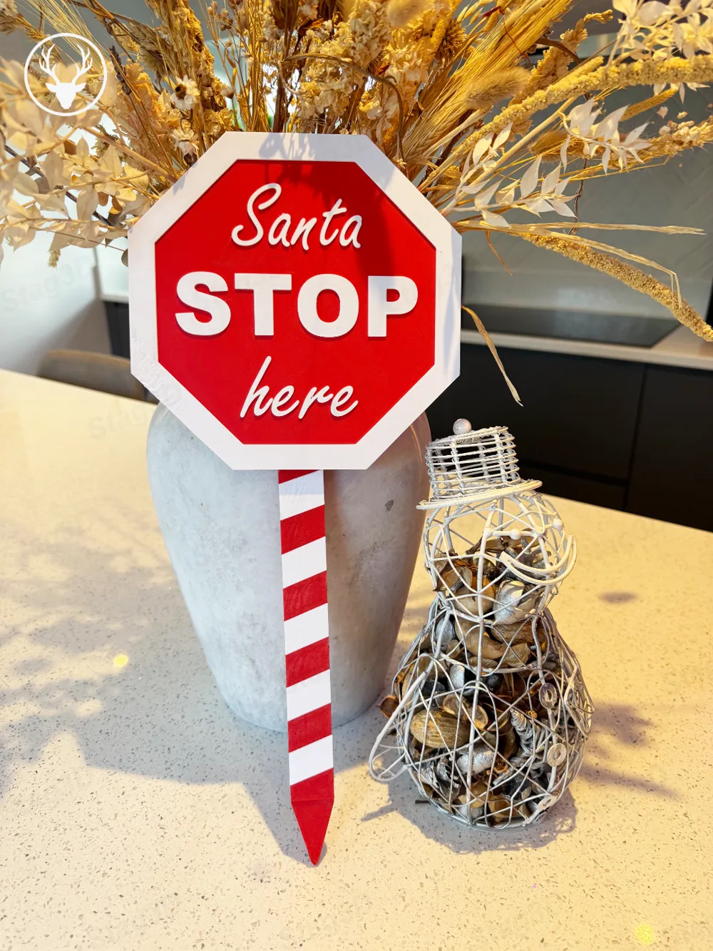 Santa STOP Sign by Stag 3D - MakerWorld
