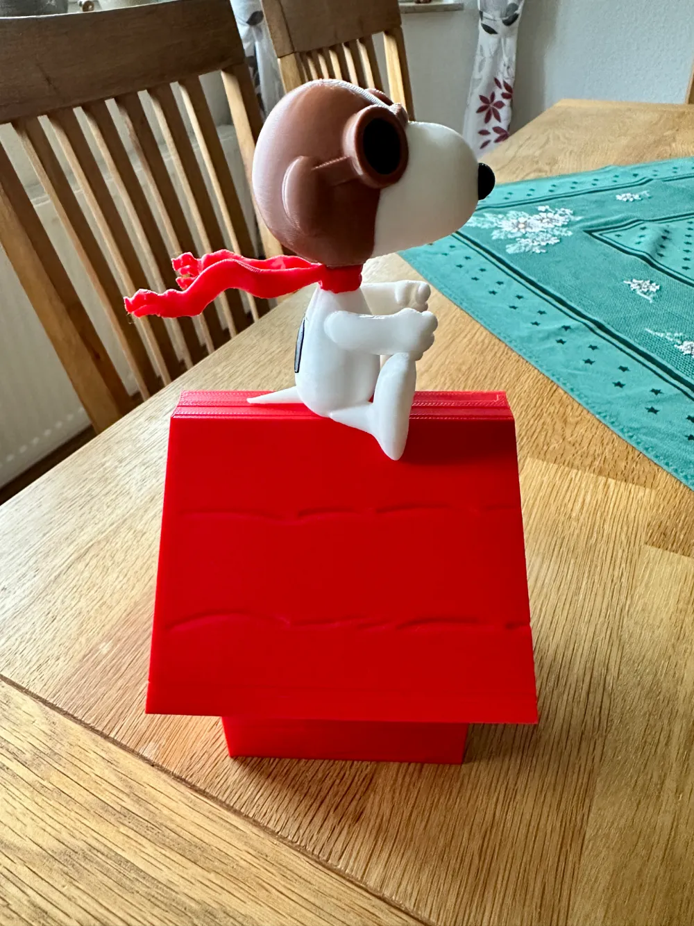 Snoopy on a Dog House - Free 3D Print Model - MakerWorld