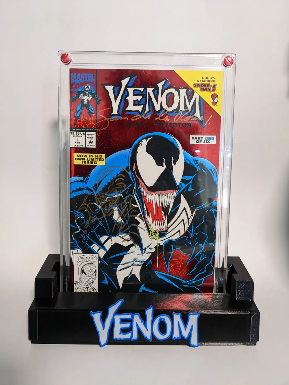Venom Comic Book Stand - Graded Comics by standitupstore MakerWorld ...