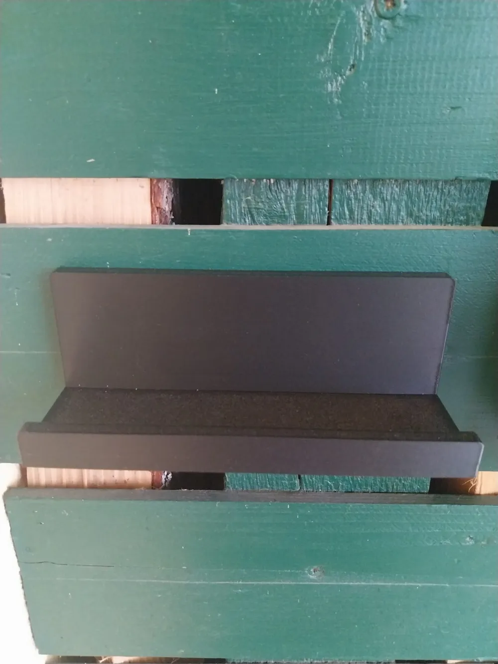 Universal Wall Shelf with Keyhole Mount - Free 3D Print Model - MakerWorld
