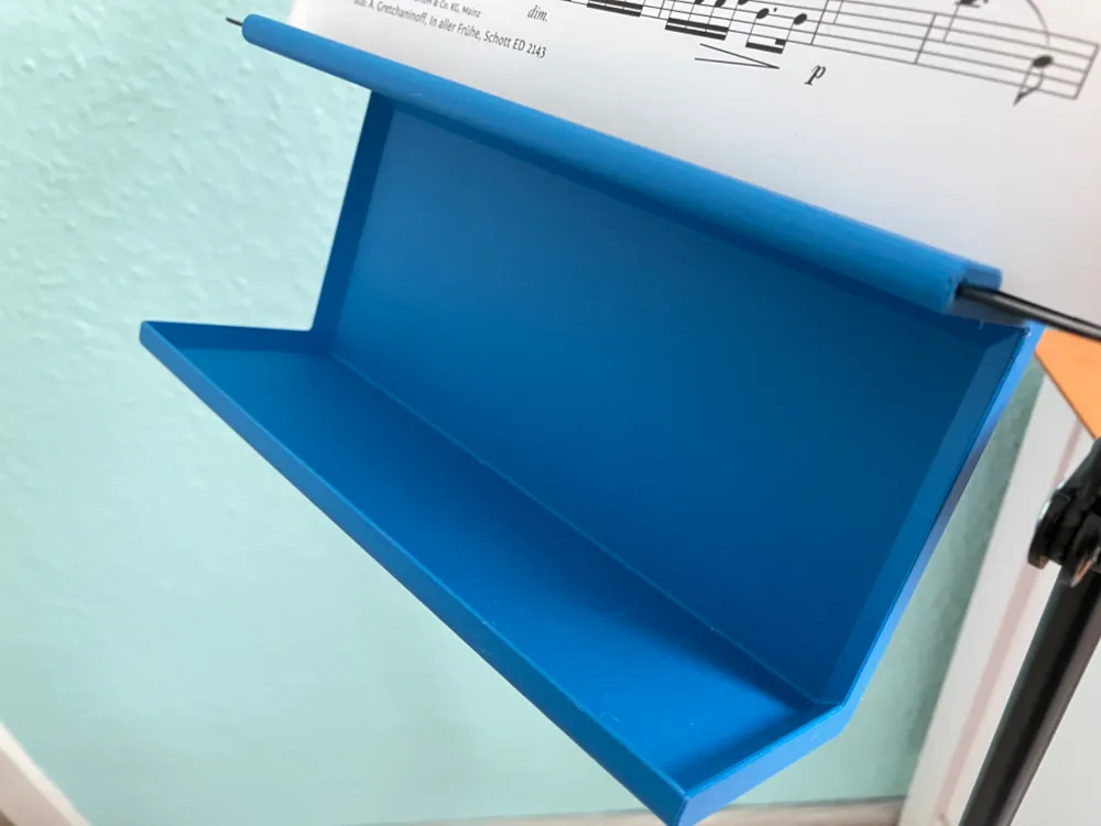 Music stand shelf, stable, no supports by dhe777 - MakerWorld