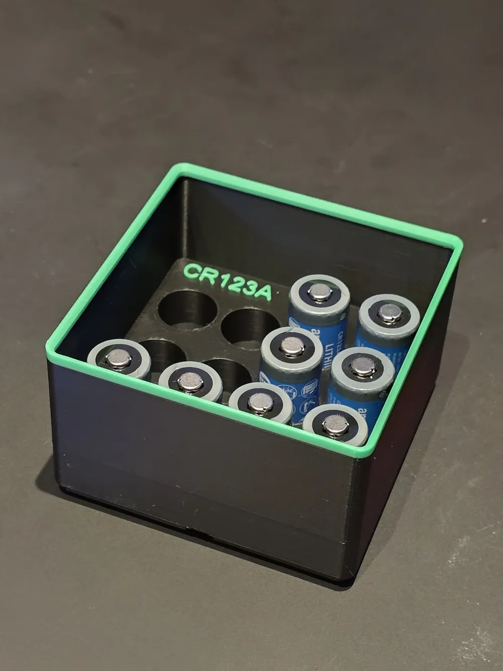 Gridfinity 12x CR123A Stackable Battery Bin 7u by PkStrSk MakerWorld ...