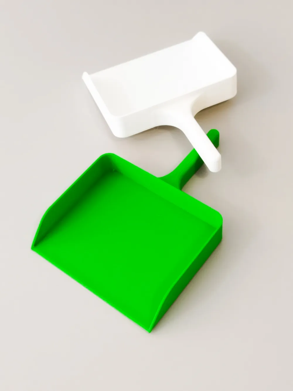 Mini pala para jardín. por Lrplana - MakerWorld