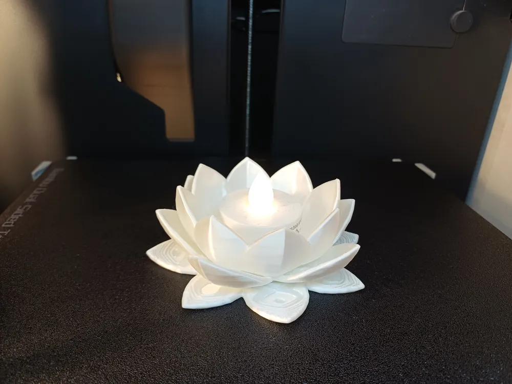 Lotus Tea-Light holder - Free 3D Print Model - MakerWorld