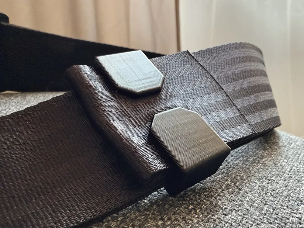 Two-sided belt clip Remixed by Czarek MakerWorld: Download Free 3D Models