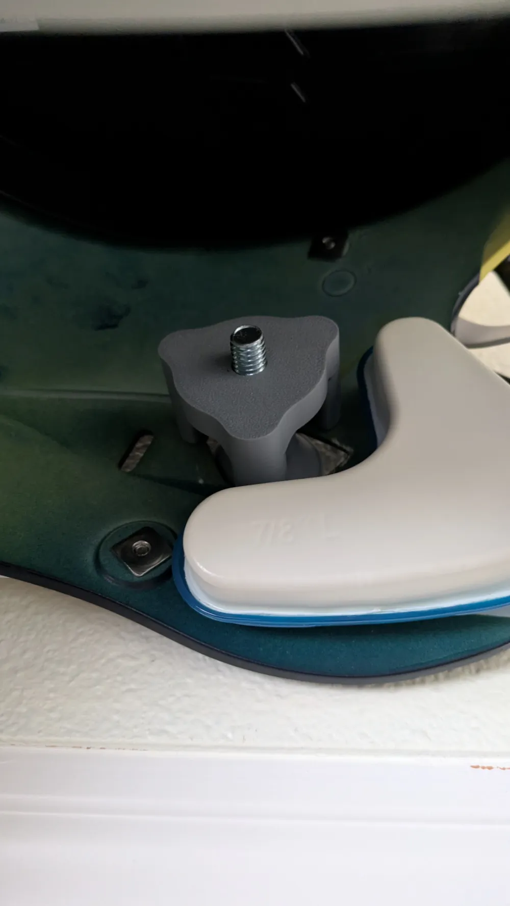 Floating Helmet Wall Mount | Invisible Mount by mikelb0013 MakerWorld ...