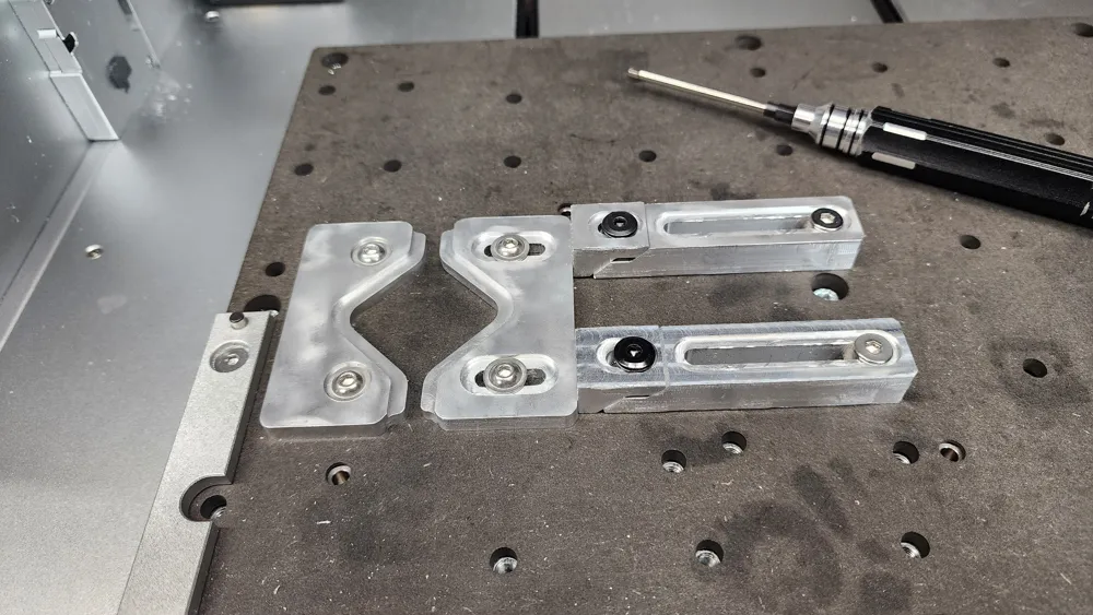 Carvera CNC 40mm Coin Vise for 2-Sided CNC Milling - Free 3D Print ...