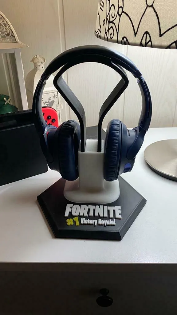 Fortnite headset stand by Smart3dpt MakerWorld: Download Free 3D Models