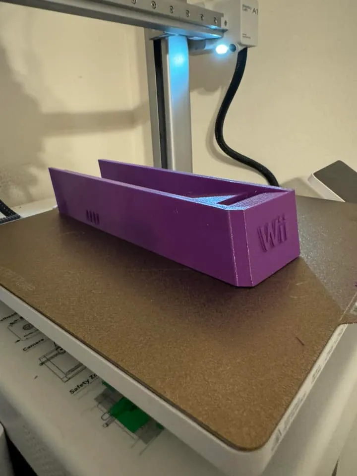 Vertical Wii Stand by Cyborg17 - MakerWorld