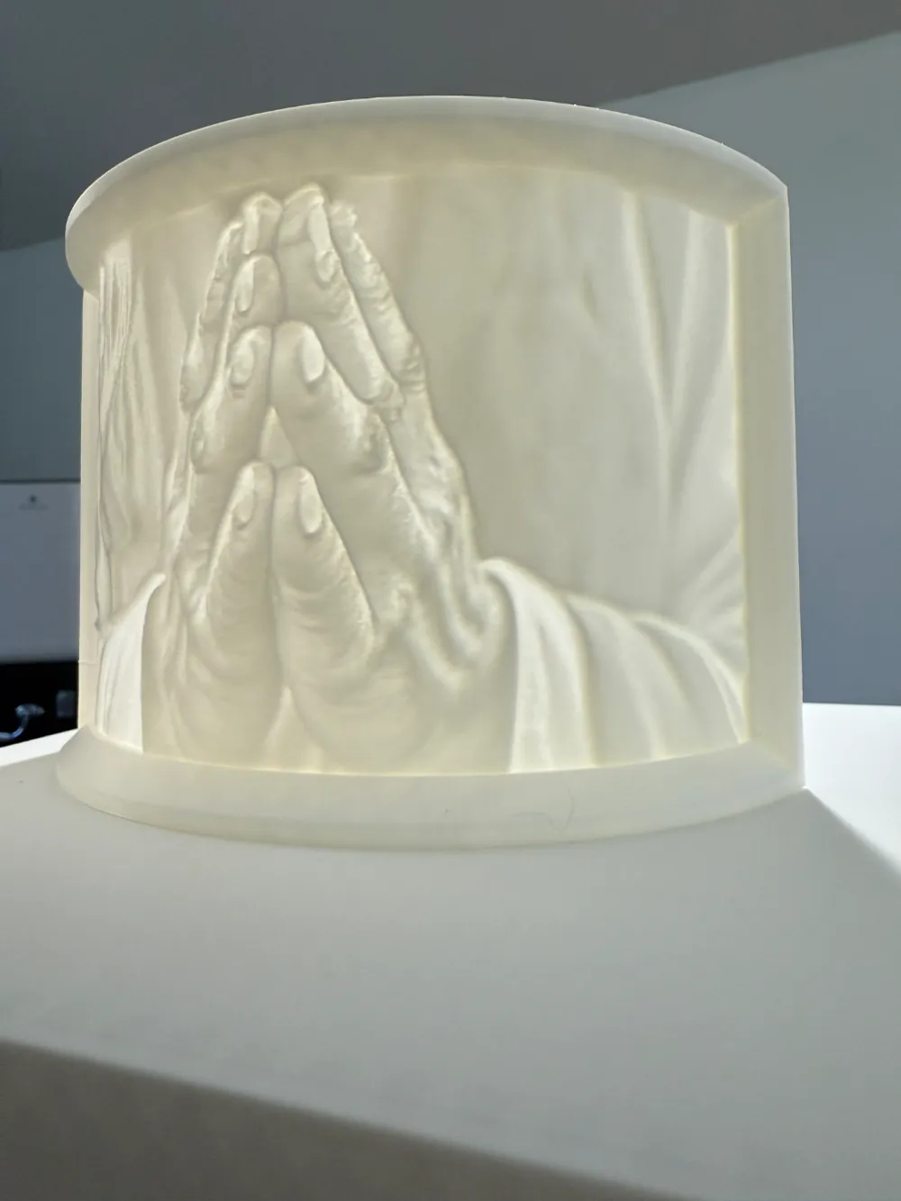 Jesus Praying Tea Light Lithophane by DB Print3d - MakerWorld