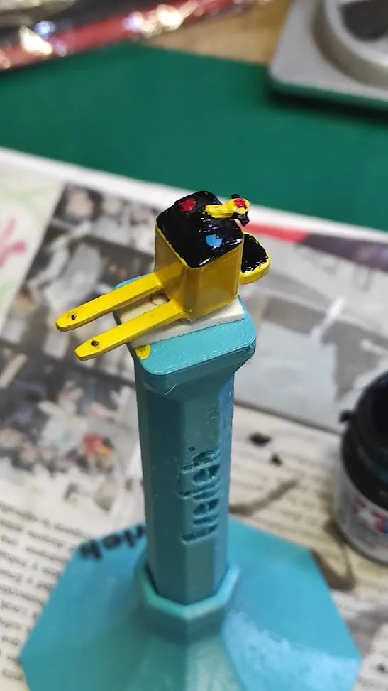 Soporte para pintar figuras por Escrich MakerWorld: Descarga Modelos 3D ...