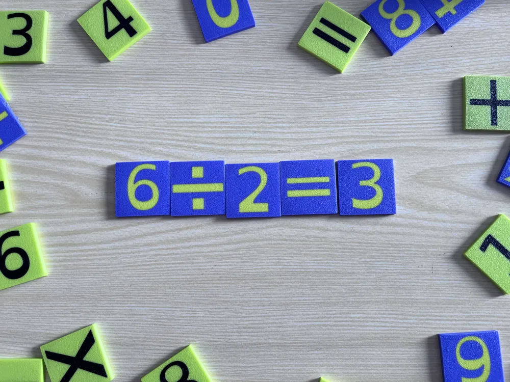 Dyslexia-Friendly Math Tiles - Quick Print - Free 3D Print Model ...