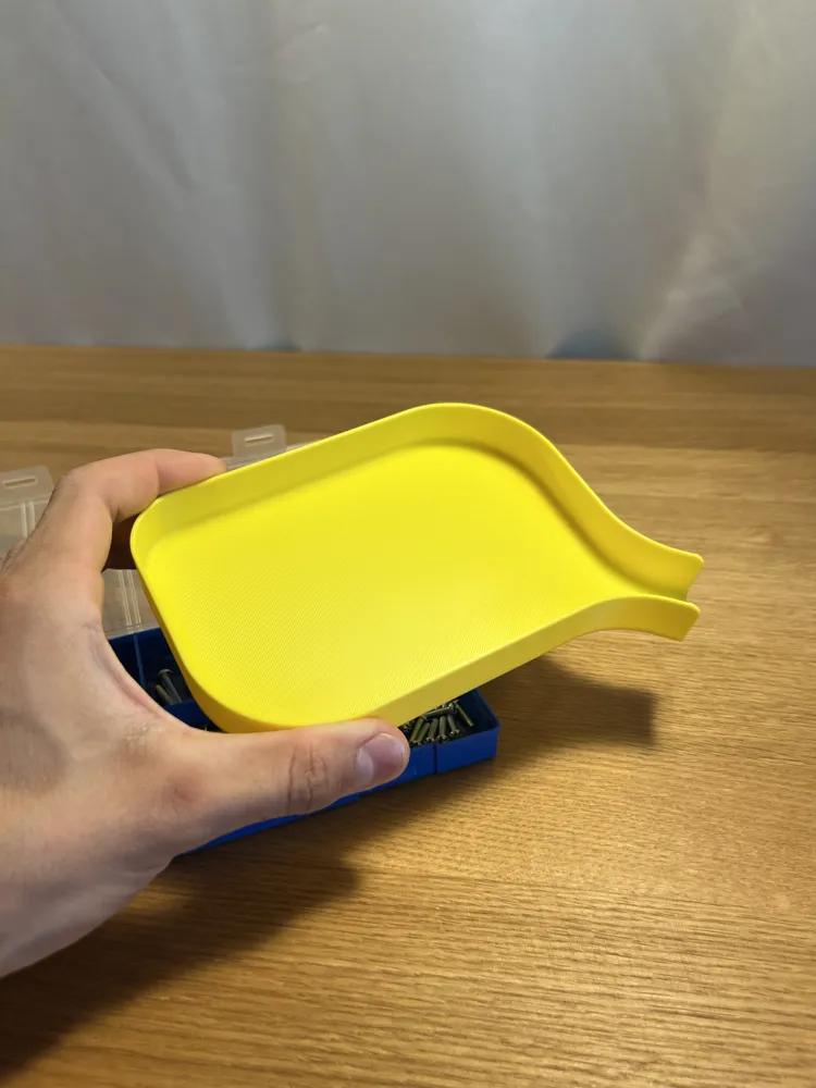 Funnel Tray - Free 3D Print Model - MakerWorld