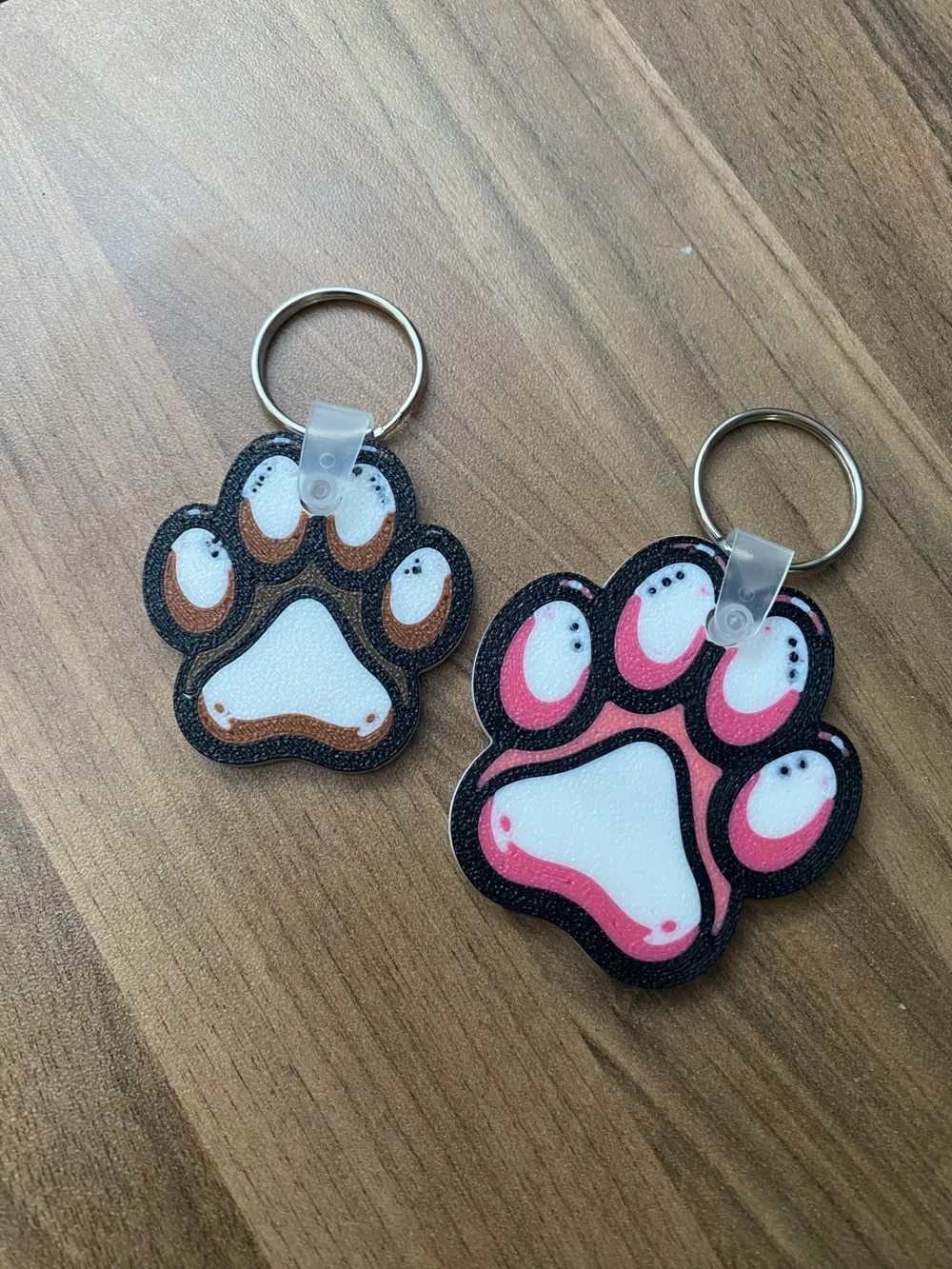 Pet paw pendant with NFC Tag - Free 3D Print Model - MakerWorld