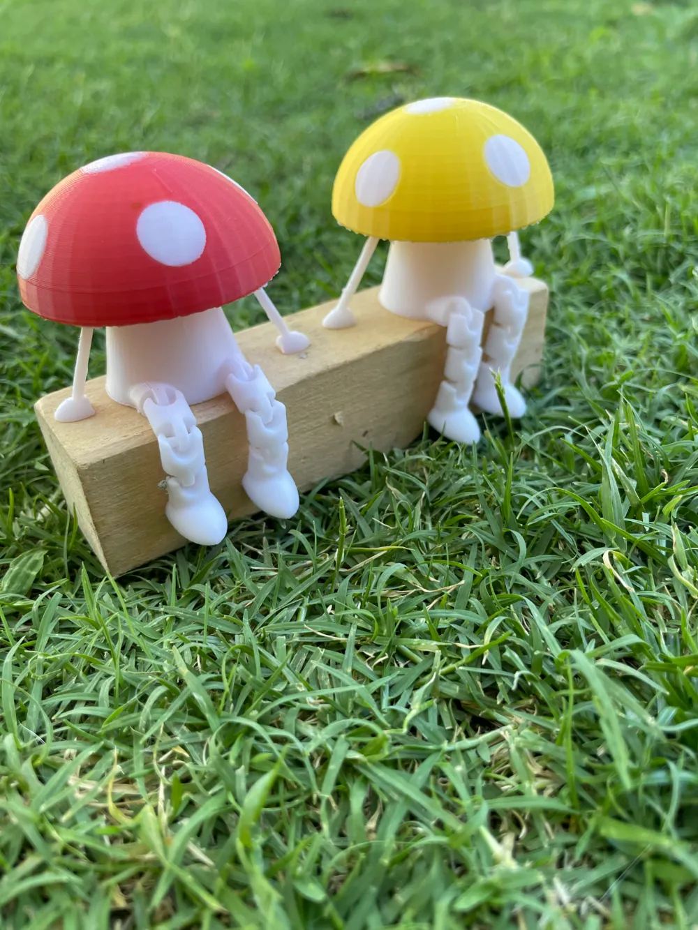 articulated toadstool with arms by 3D designs - MakerWorld